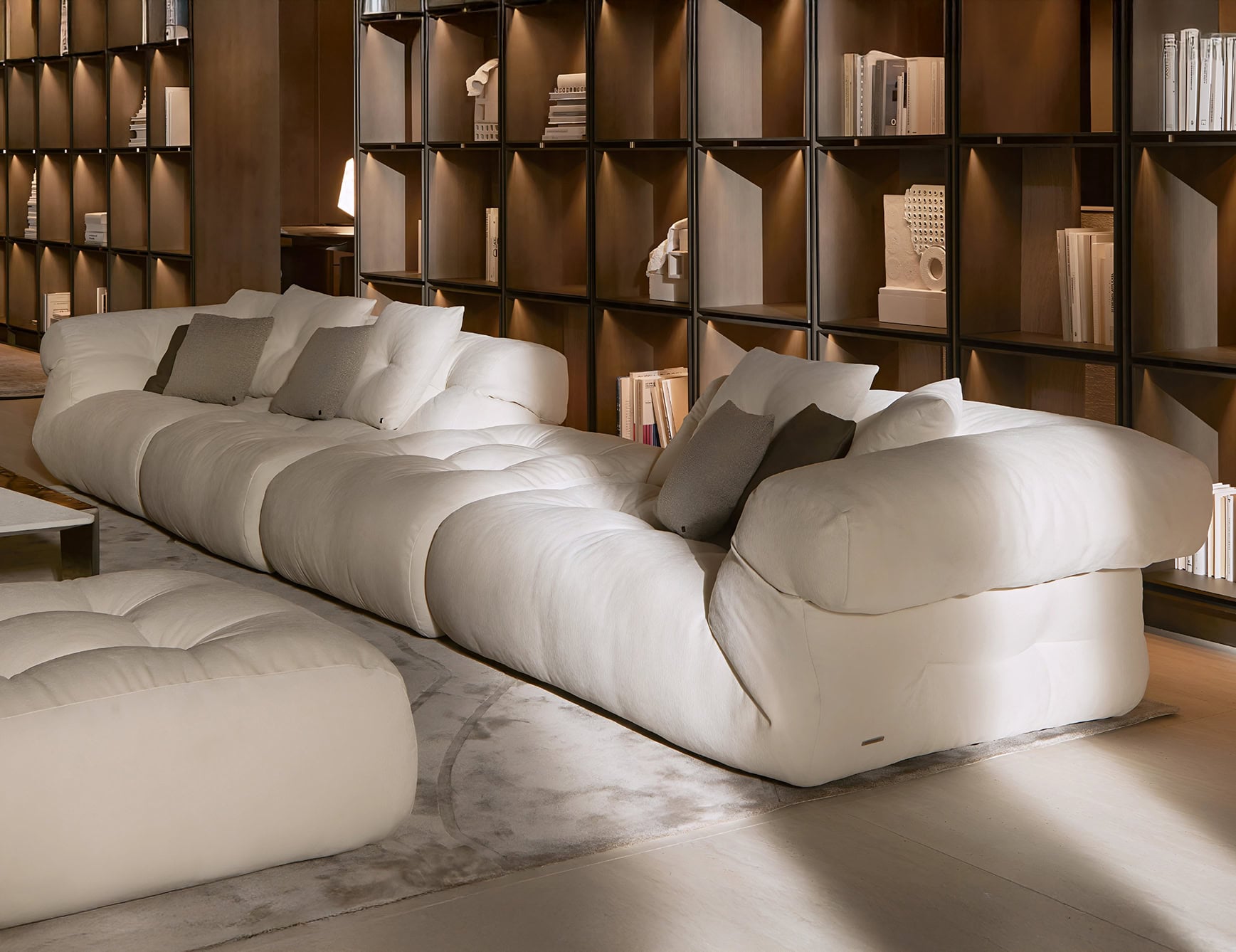Walker Sectional in White Leather | Visionnaire